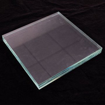 Customizable clear laminated glass