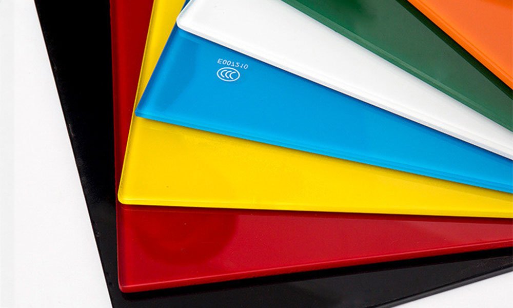 White Back Painted Glass|Back Splash Painted Glass|Colored Glass Pieces